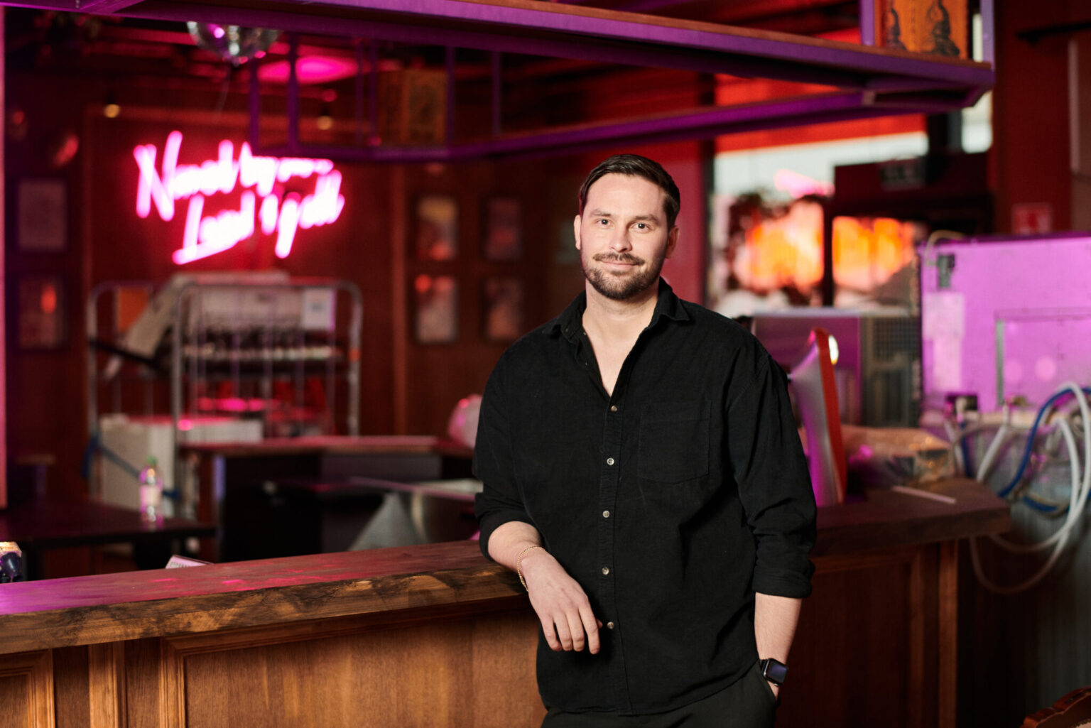 Tällainen on yökerho No Name Helsingin keskustassa | Avec